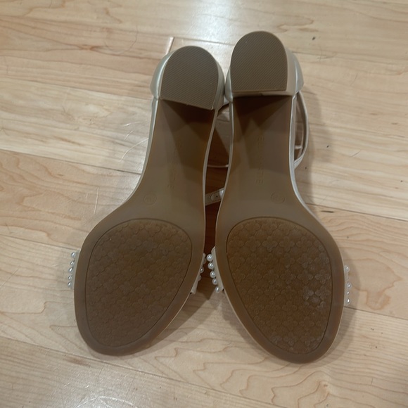 Kelly & Katie | Shoes | Kelly And Katie Hilde Sandal | Poshmark